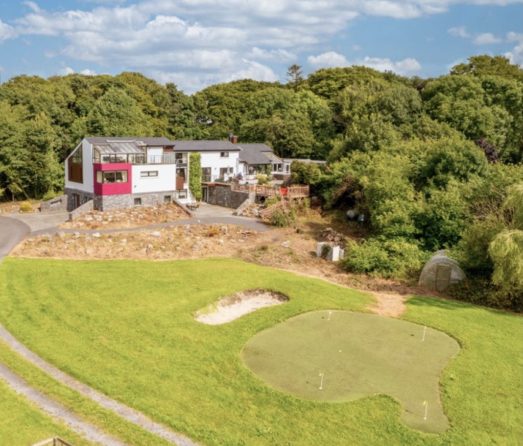 Five of the best man caves on the market right now - MyHome.ie