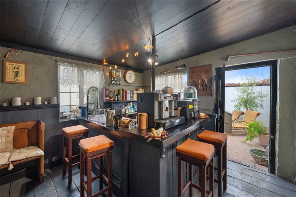 Five of the best man caves on MyHome - MyHome.ie