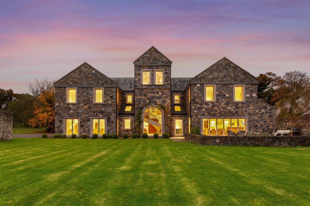 The Coach House is steeped in history with a modern twist - MyHome.ie